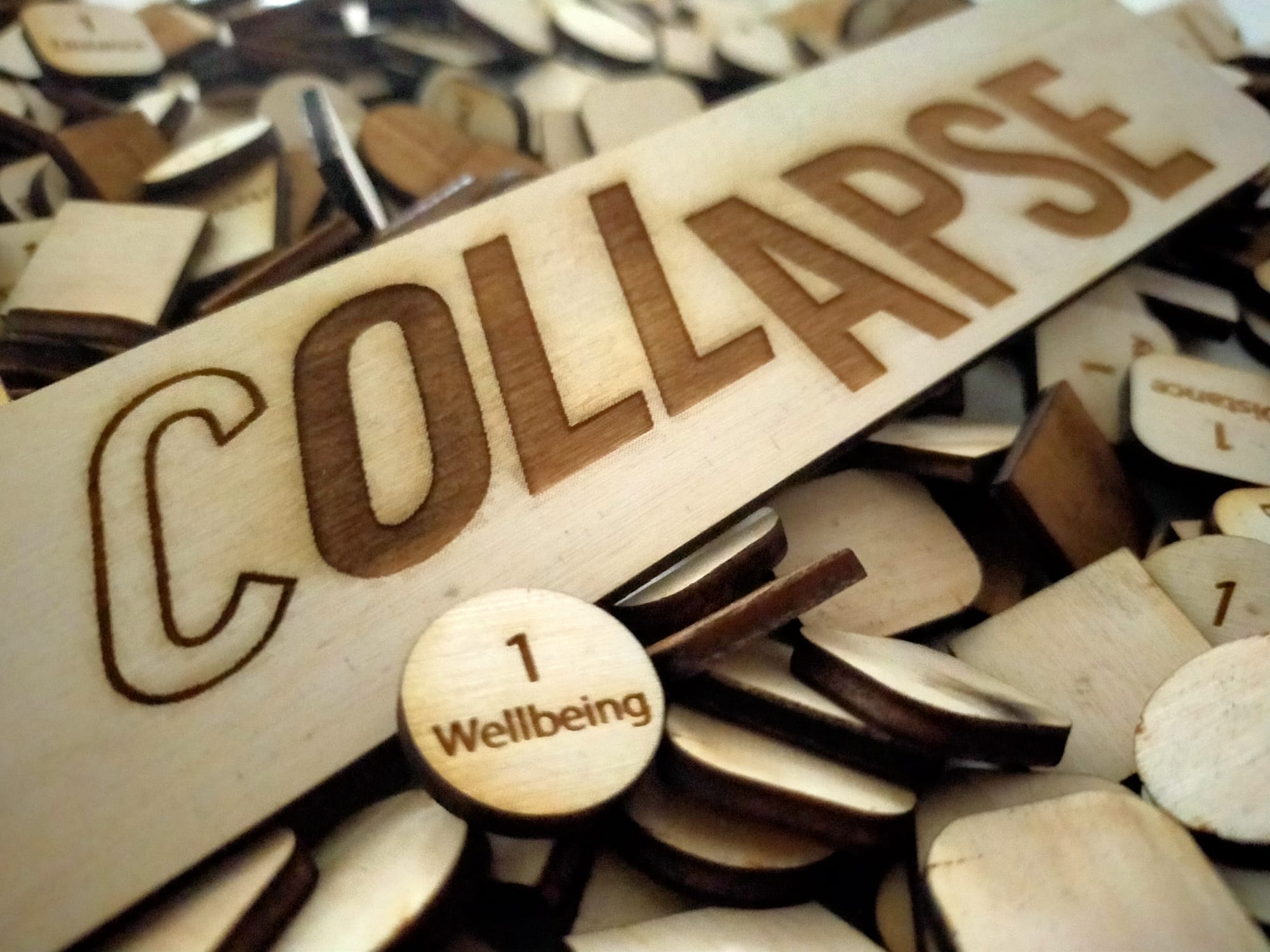 Collapse Board Game | Open Acces Available – Martijn Derksen's Portfolio
